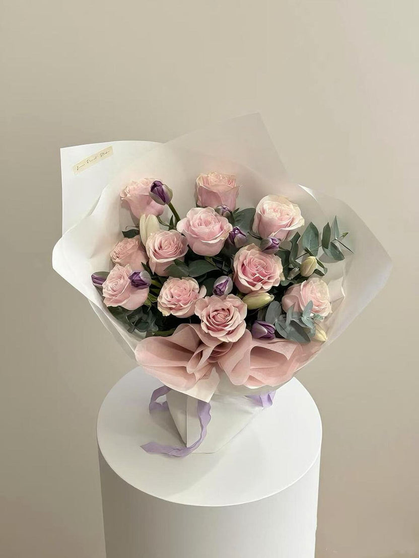 Rose only-Pink lady Bouquet – Lumos Bubble Flower shop